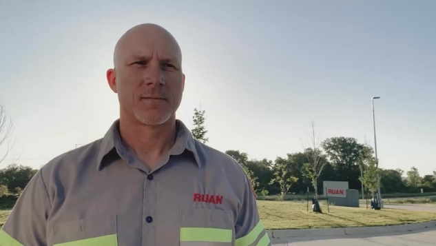 Drive For Ruan, we offer class A cdl truck driving positions